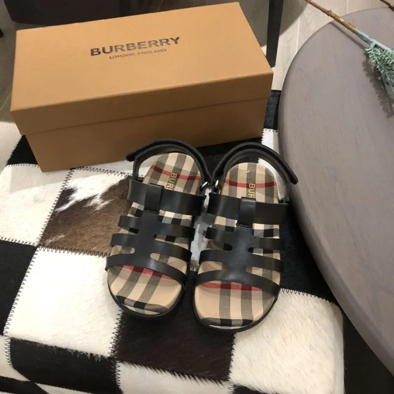 BURBERRY SHOES
