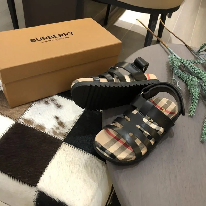 High accuracy BURBERRY SHOES