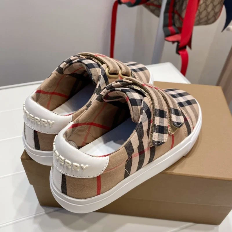 Reasonably priced BURBERRY SHOES