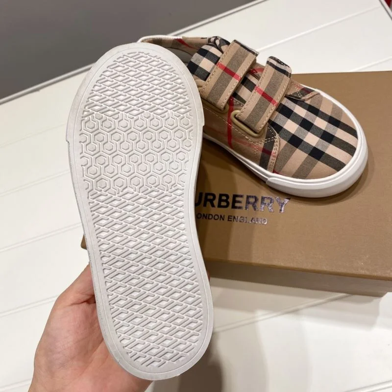 Reasonably priced BURBERRY SHOES