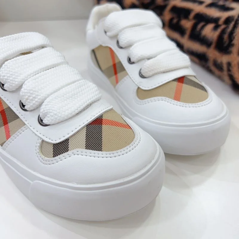 High accuracy BURBERRY SHOES