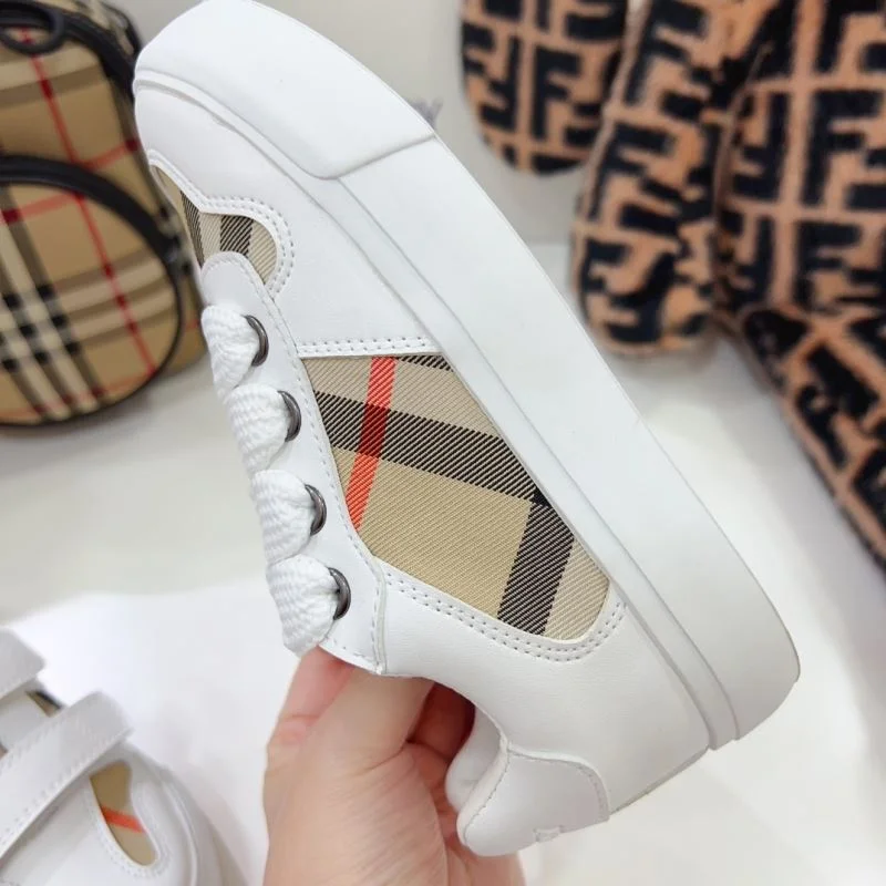 High accuracy BURBERRY SHOES