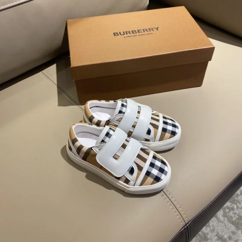 BURBERRY SHOES
