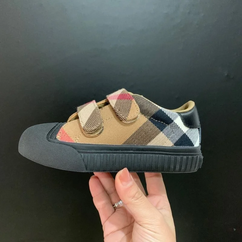 Brand-authenticated BURBERRY SHOES
