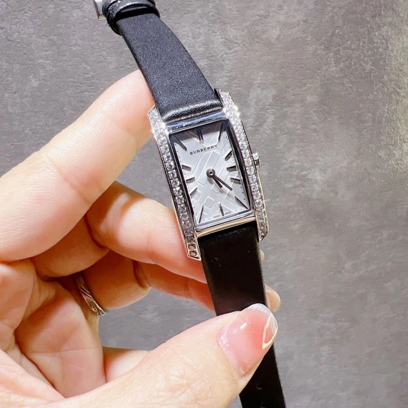 Top mirror BURBERRY Watches