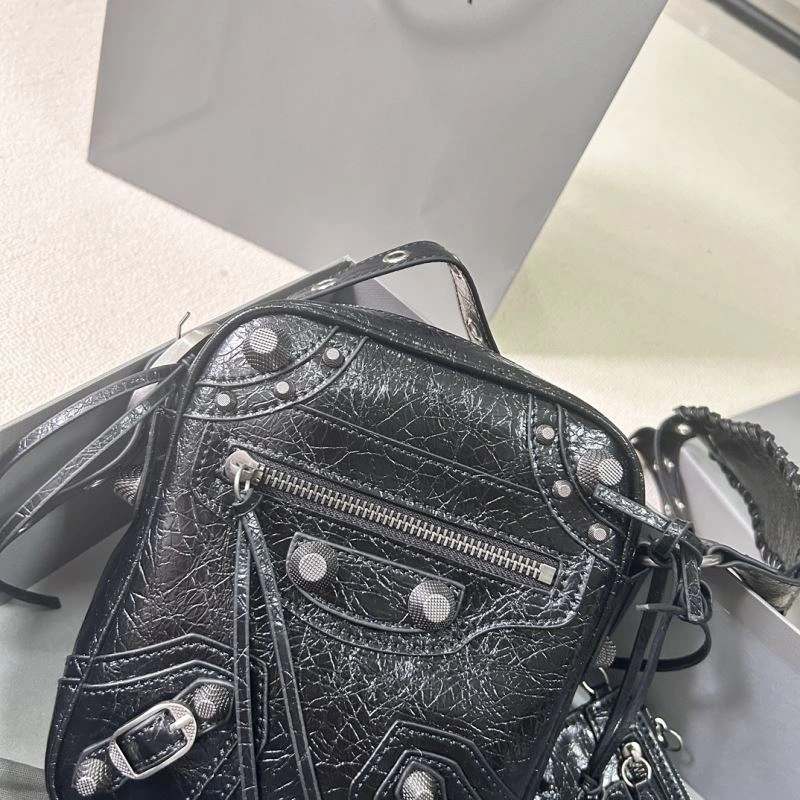 Mirror quality Balencia Le Cagole Distressed Silver Motorcycle Phone Bag - Black