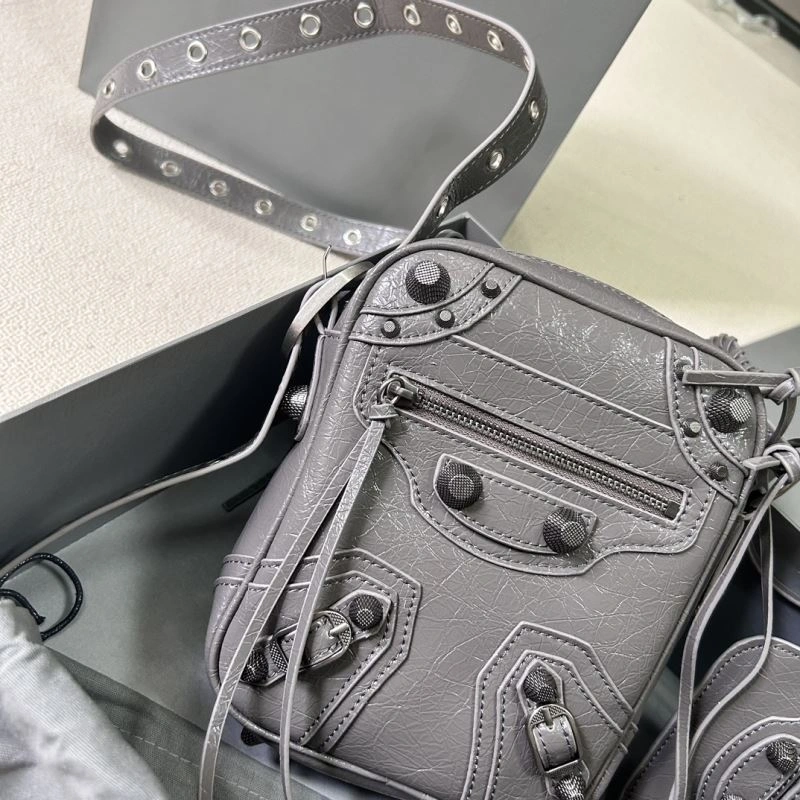 Inexpensive Balencia Le Cagole Motorcycle Phone Bag - Gray Oily Wax Cowhide