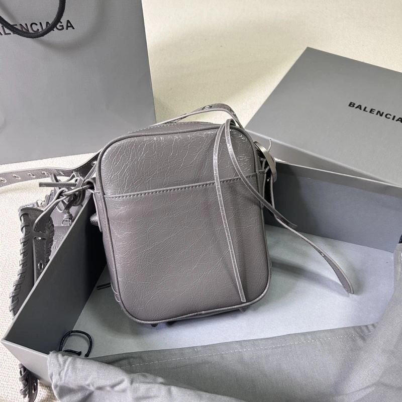 Inexpensive Balencia Le Cagole Motorcycle Phone Bag - Gray Oily Wax Cowhide