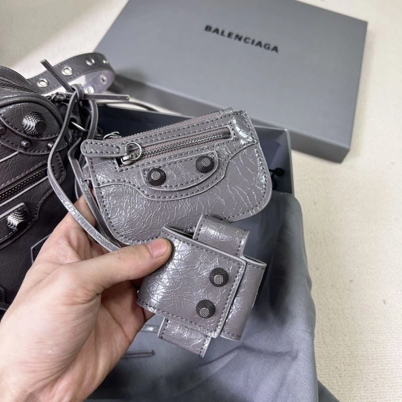 Inexpensive Balencia Le Cagole Motorcycle Phone Bag - Gray Oily Wax Cowhide