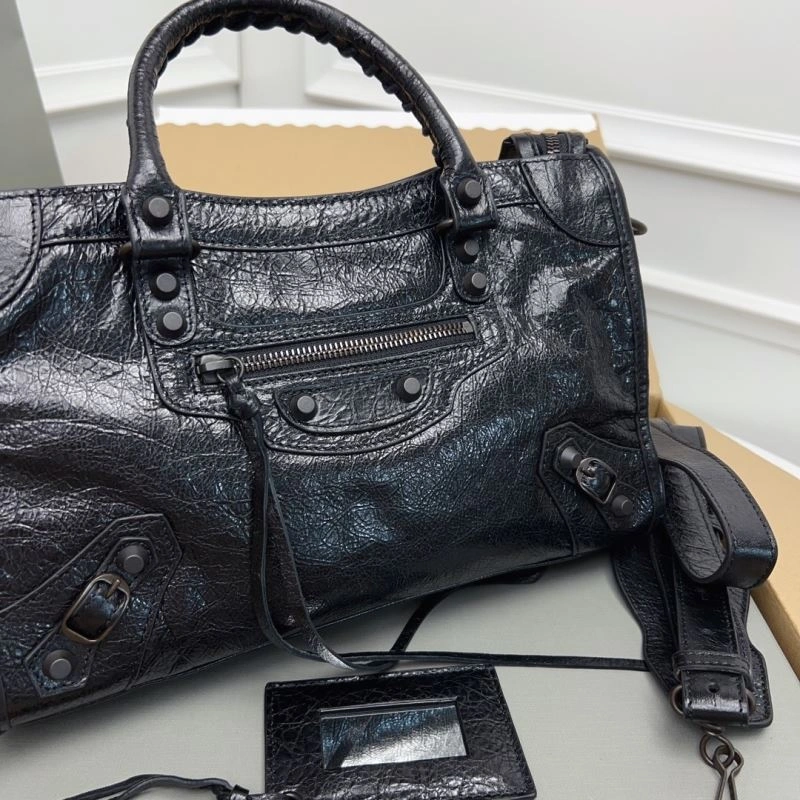 Economical Balenciaga  Classic Gold City Cracked Sheepskin Bag with Bronze Accents