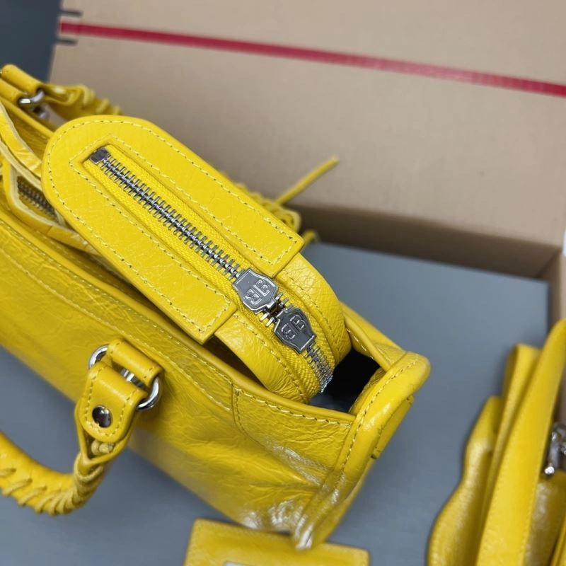 Value-priced Balenciaga  Yellow Crackle Lambskin Classic Gold City Bag - D.Pink
