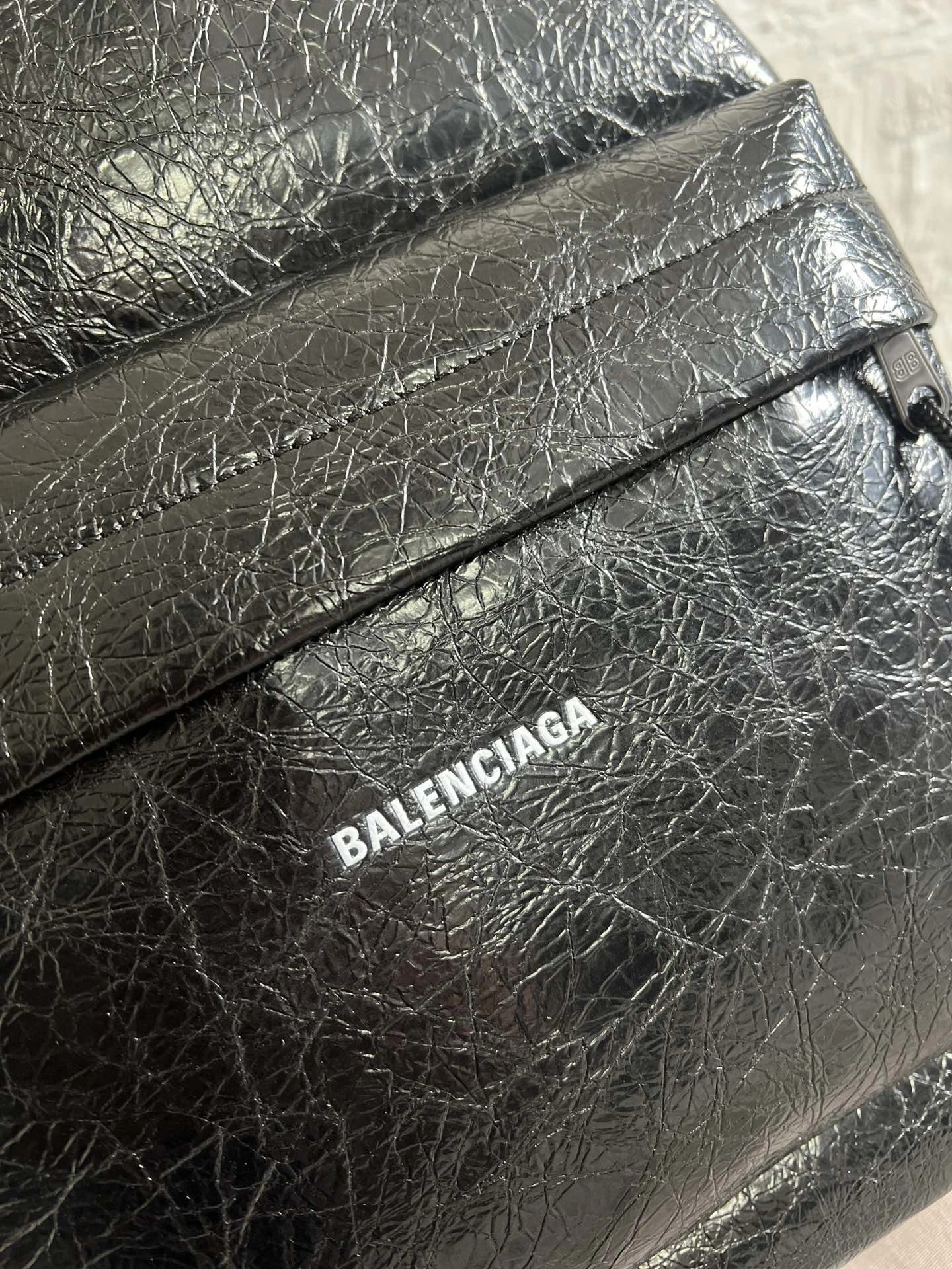 Perfect replica Balenciaga 18SS Calfskin Plain Backpack - Fashionable Travel Essential
