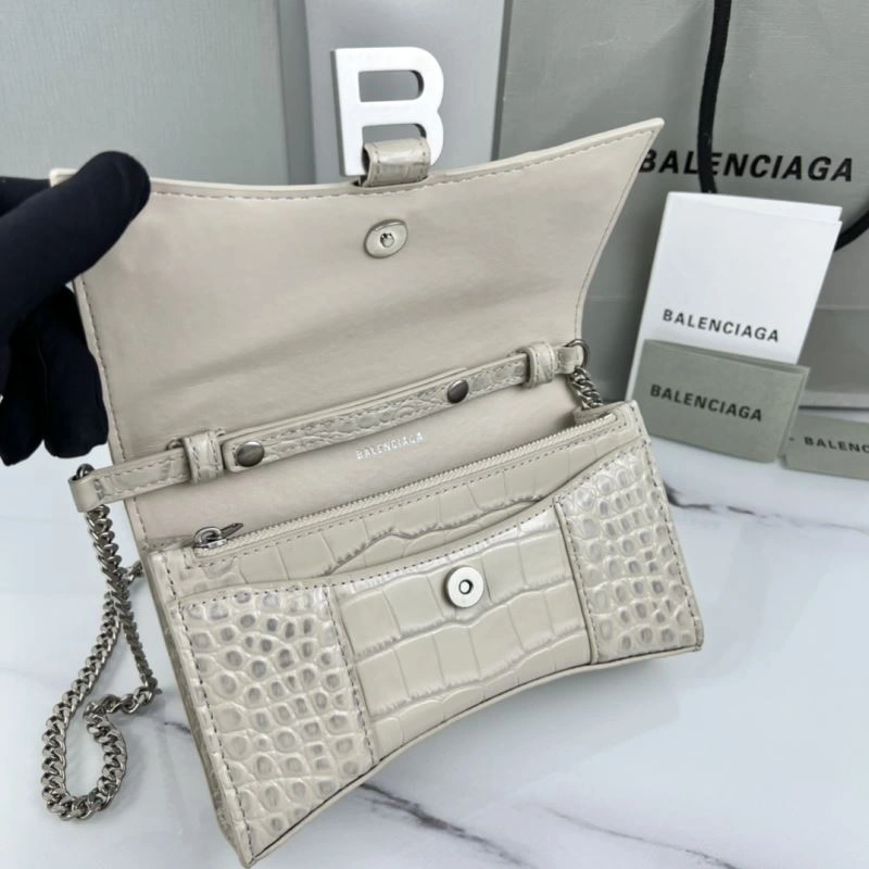 Budget-friendly Balenciaga 19cm Hourglass Chain Crossbody Bag with B-Shaped Pull Tab