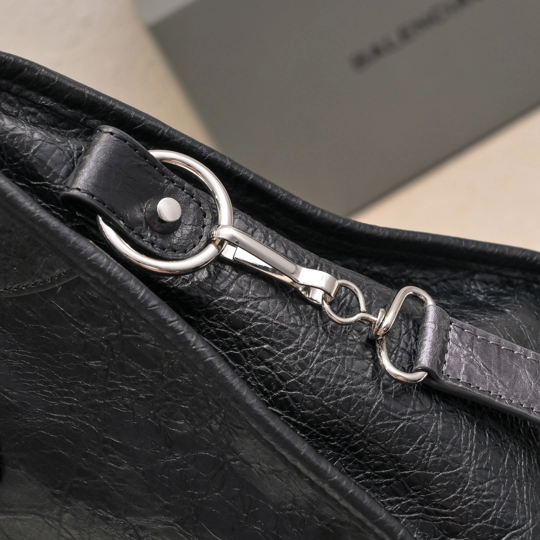Top mirror Balenciaga 2024 Lie City Motorcycle Bag - Vintage Chic Reimagined