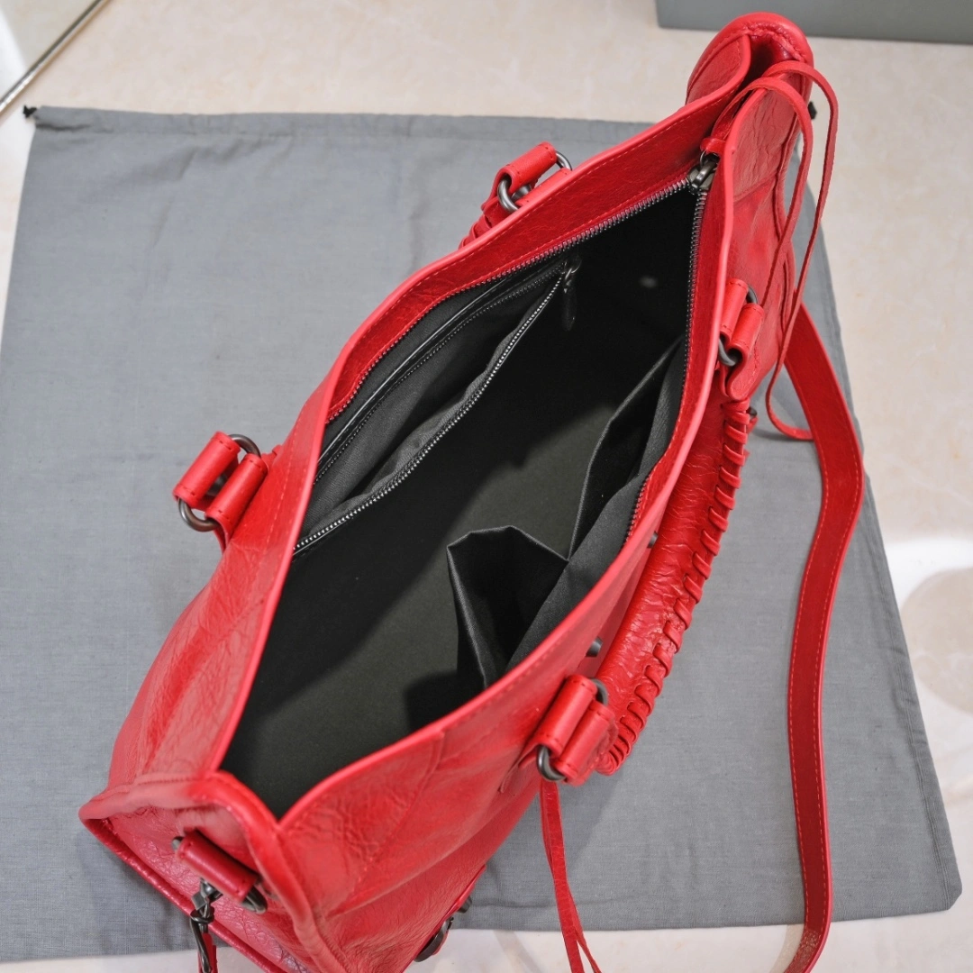 Accurate model Balenciaga 2024 Lie City Motorcycle Bag - Vintage Chic Revival