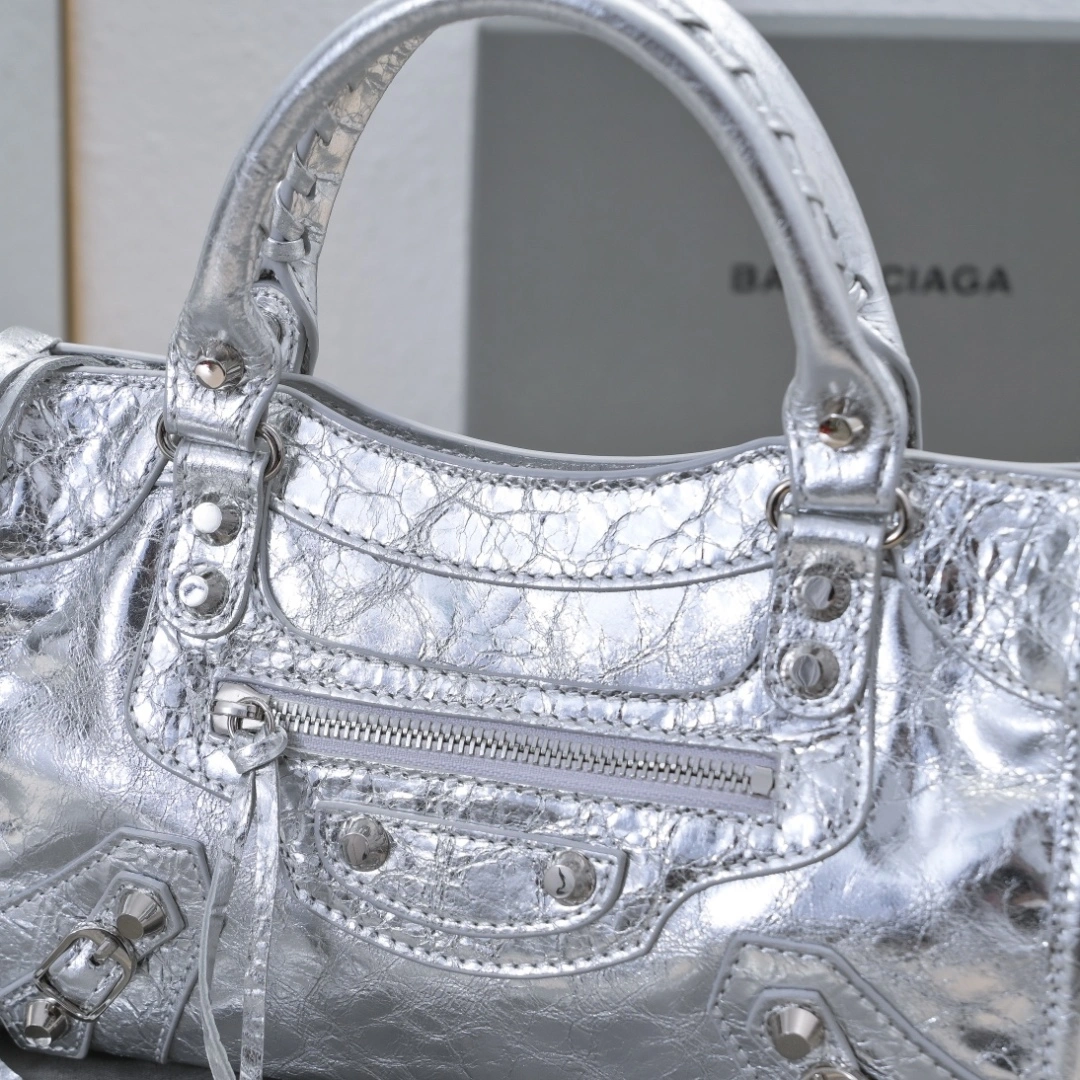 Perfect replica Balenciaga 2024 Retro Chic City Motorcycle Bag