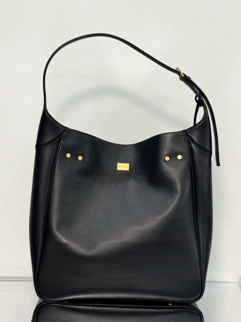 Economical Balenciaga 2024 Winter Collection Urban Elegance Bucket Bag