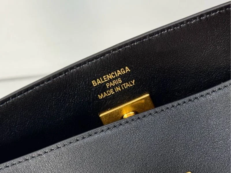 Economical Balenciaga 2024 Winter Collection Urban Elegance Bucket Bag