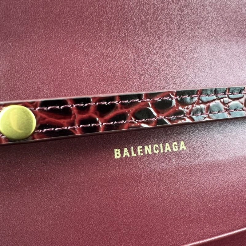 Economical Balenciaga 23cm Hourglass B Chain Crossbody Bag - Iconic Half-Moon Design
