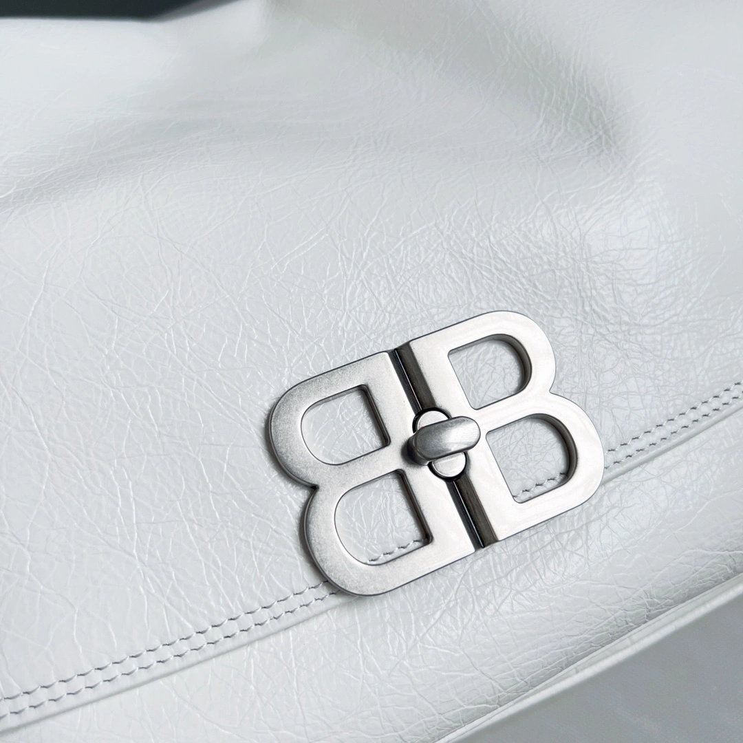 1:1 copy Balenciaga BB Soft Series Large Oil-Wax White Bag 2023
