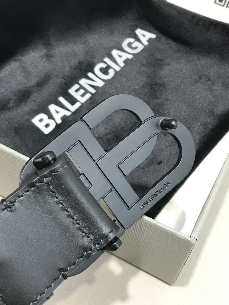 Accurate model Balenciaga Belts