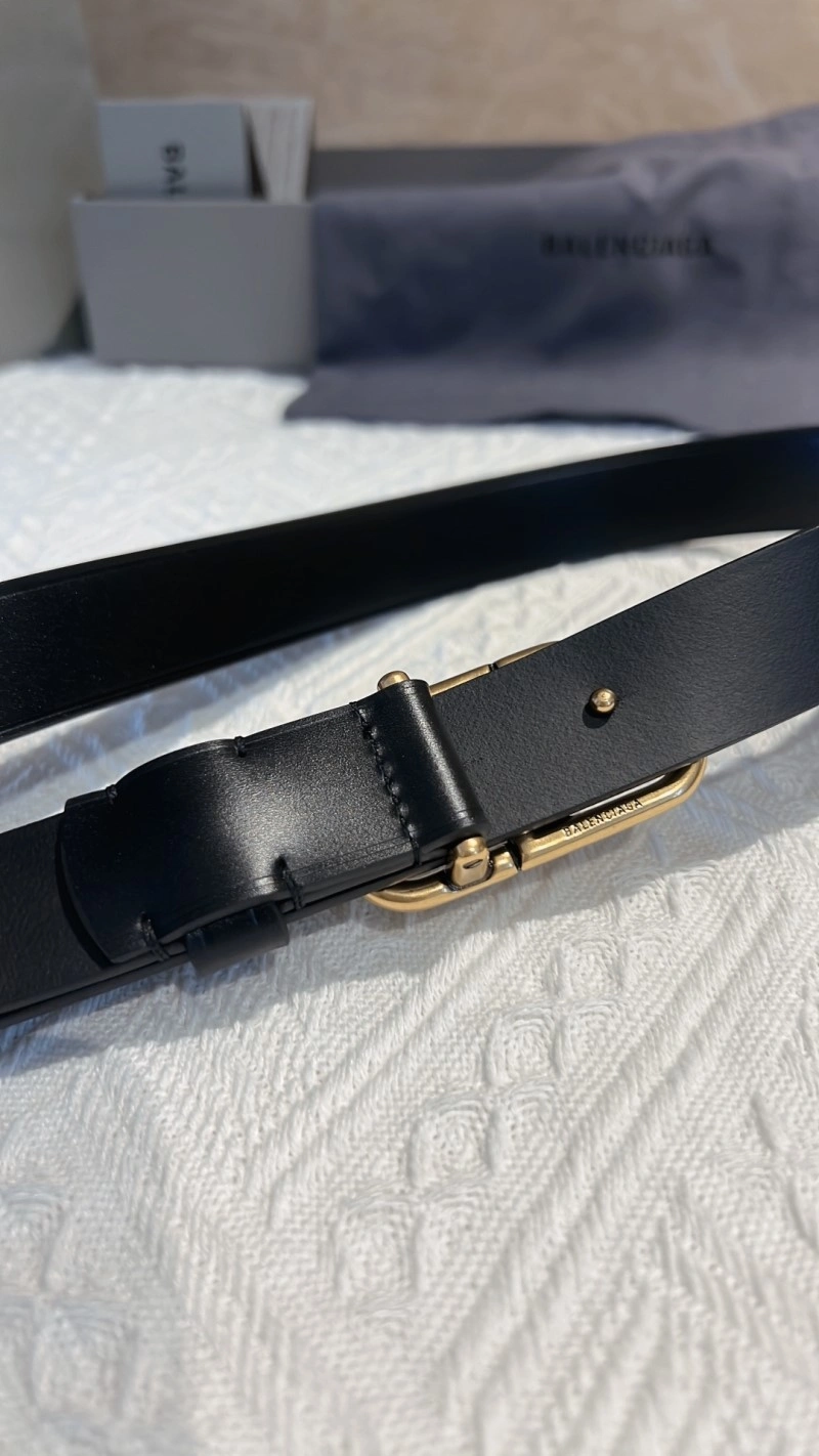 Accurate model Balenciaga Belts