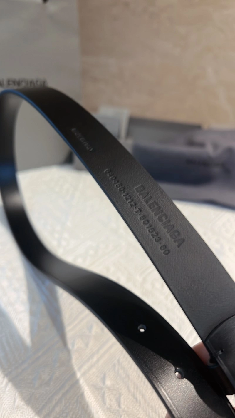 Accurate model Balenciaga Belts