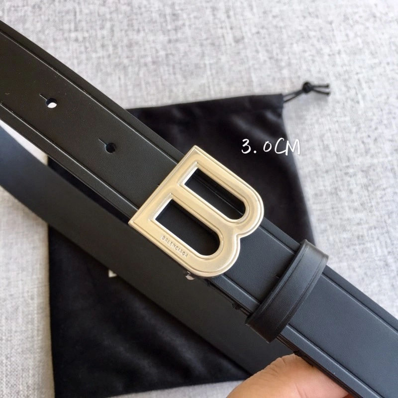 Low-cost Balenciaga Belts