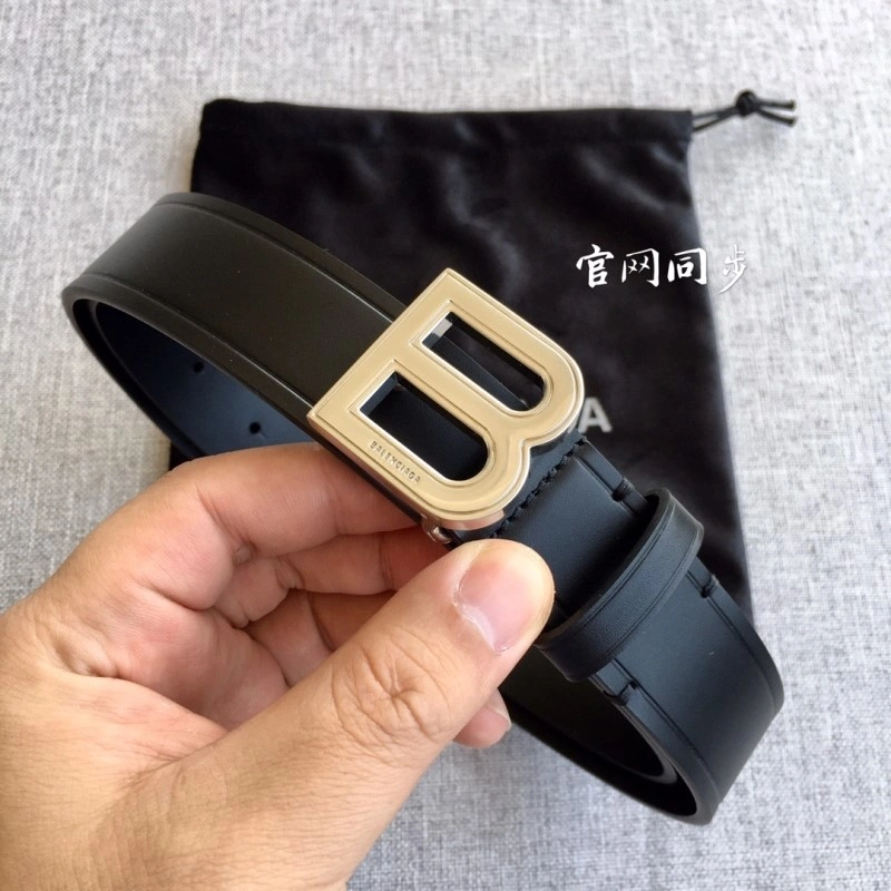 Low-cost Balenciaga Belts