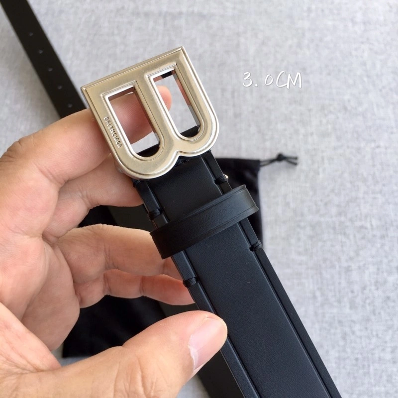 Low-cost Balenciaga Belts