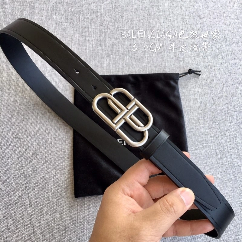 Low-cost Balenciaga Belts