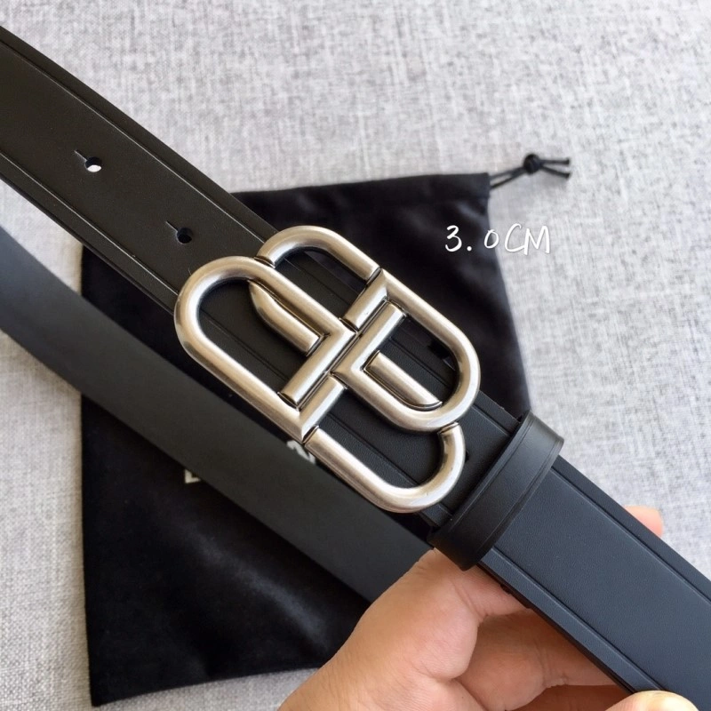 Low-cost Balenciaga Belts