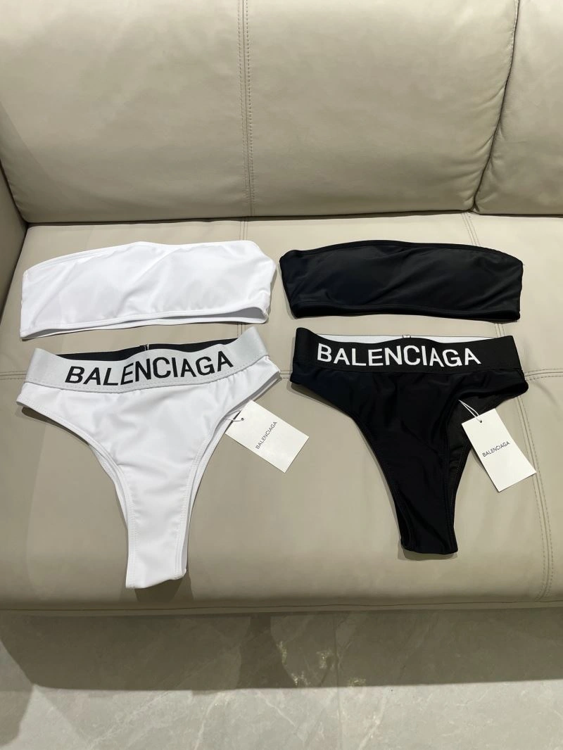 Accurate model Balenciaga Bikins
