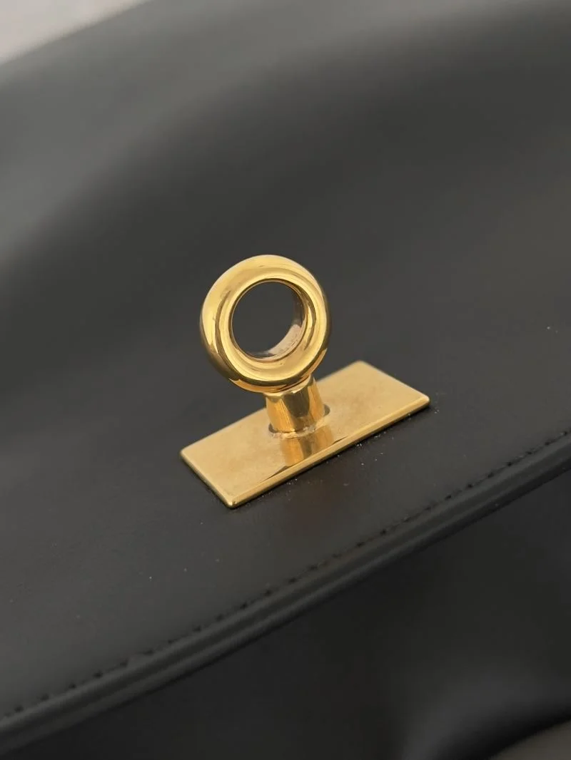 High fidelity Balenciaga Black Gold Official Website Image Enhancer