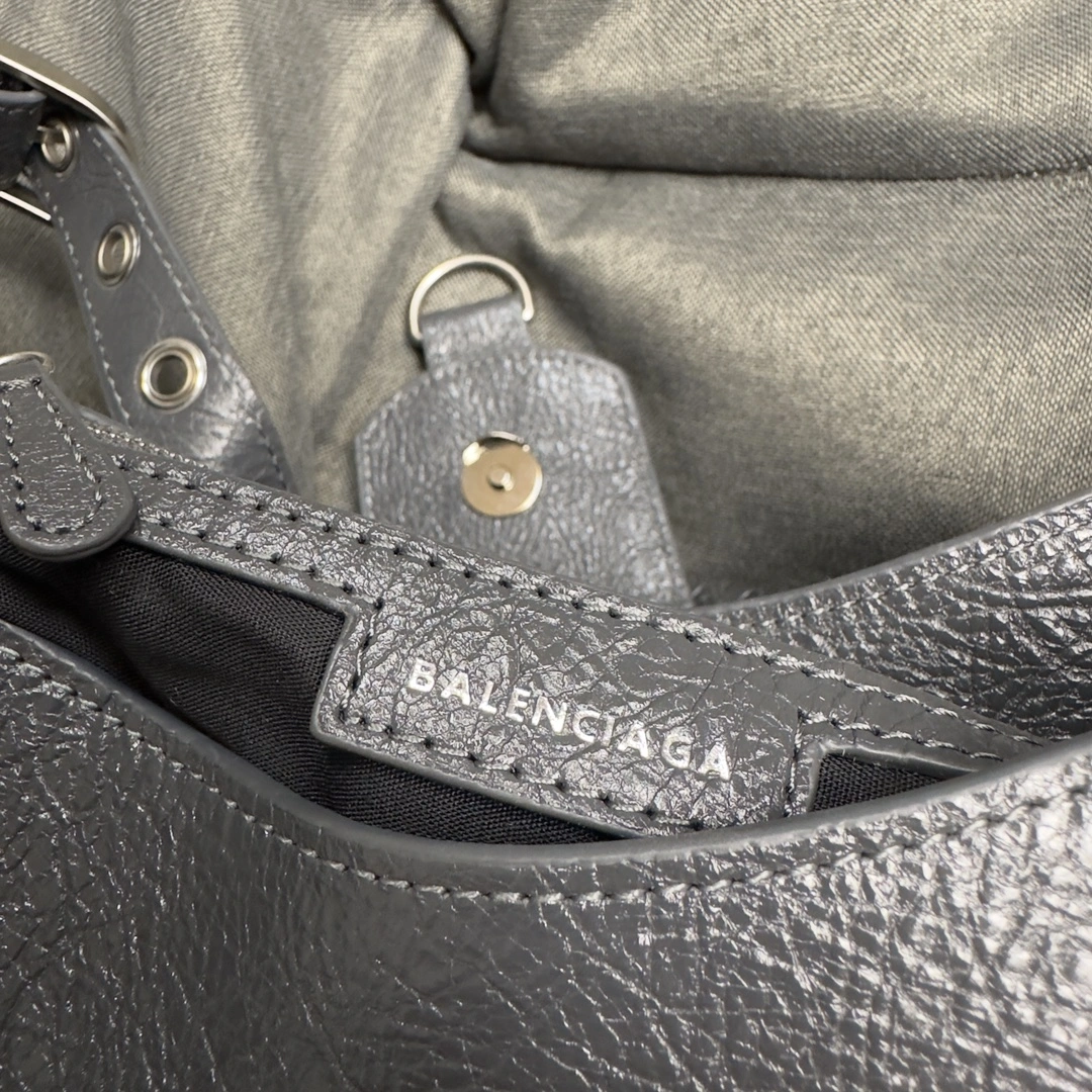Inexpensive Balenciaga Black Le Cagole Half-Moon Underarm Bag in Lambskin