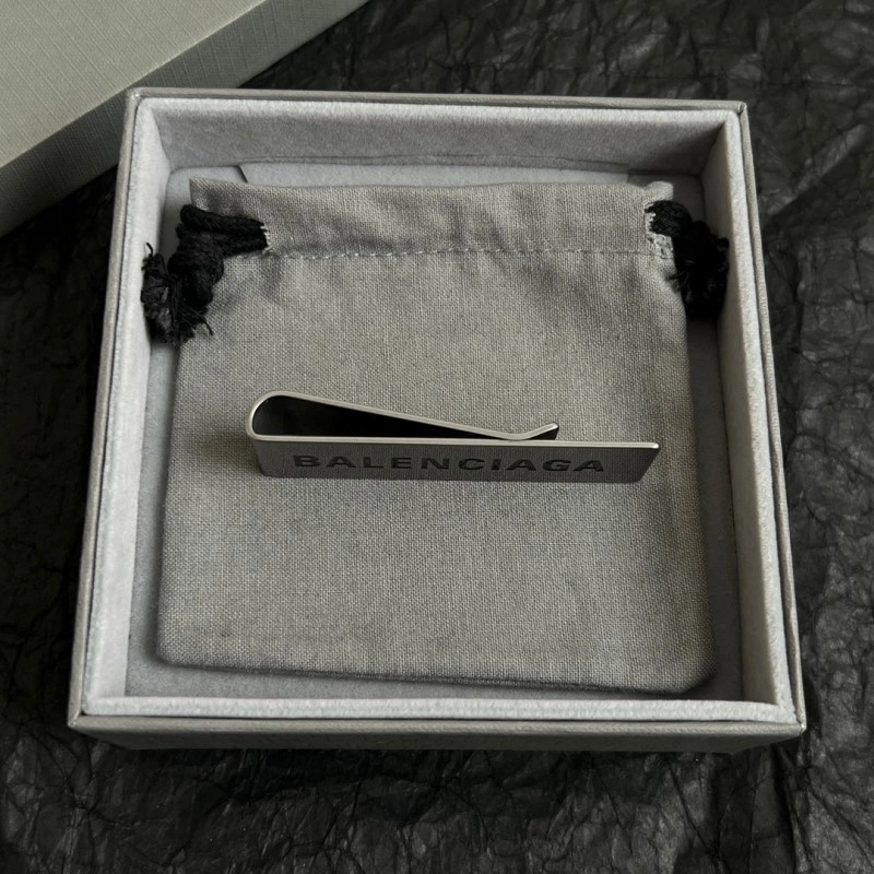 Real Balenciaga Brooches