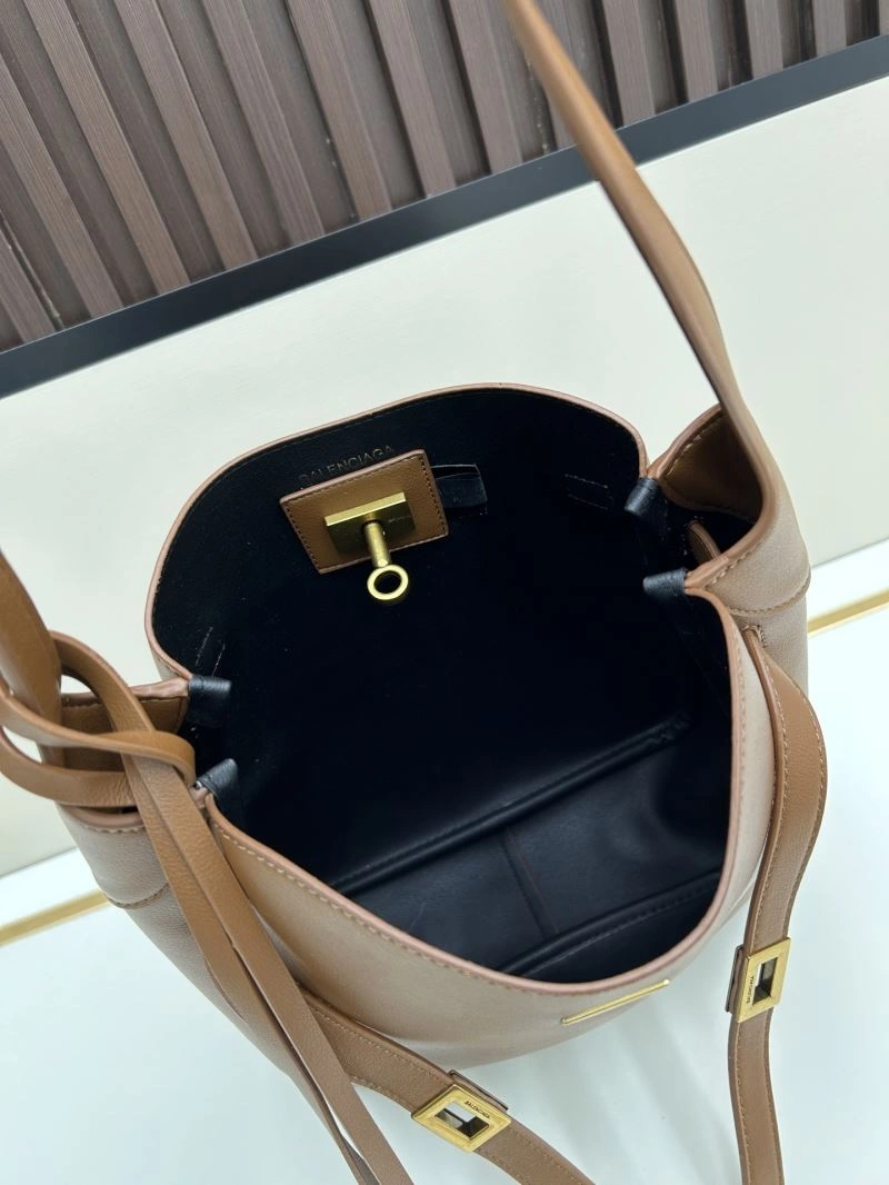Low-cost Balenciaga Bucket Bags