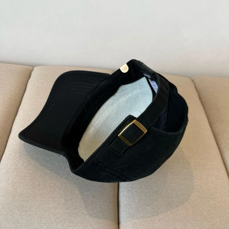 Value-priced Balenciaga Caps