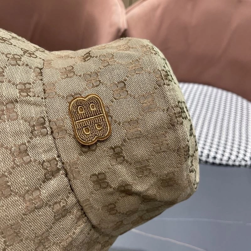 Exact replica Balenciaga Caps