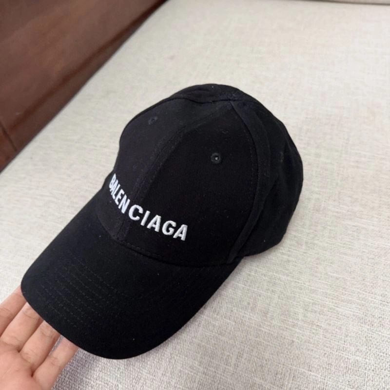 Factory-made Balenciaga Caps