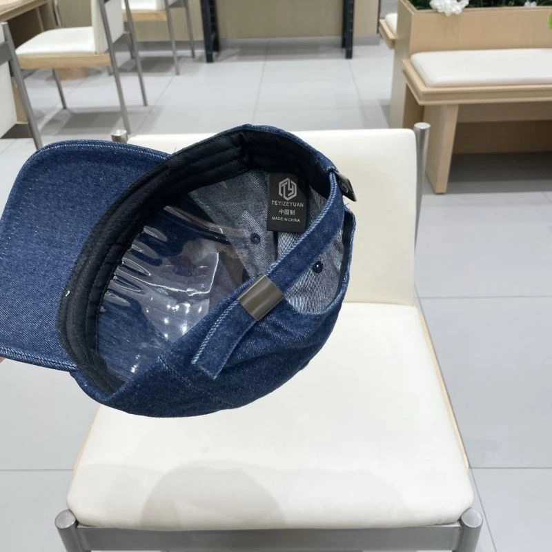 Value-priced Balenciaga Caps