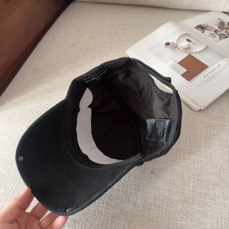 Discounted Balenciaga Caps
