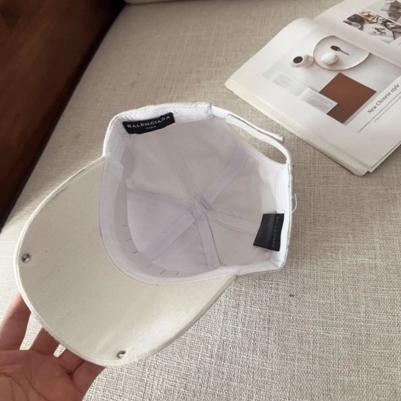 Factory-made Balenciaga Caps