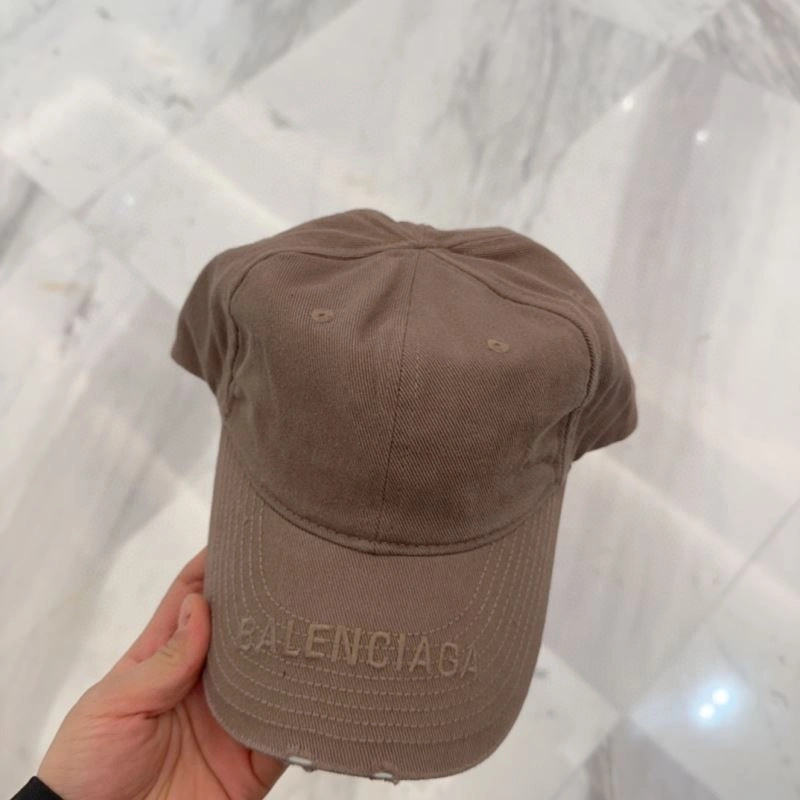Bargain Balenciaga Caps