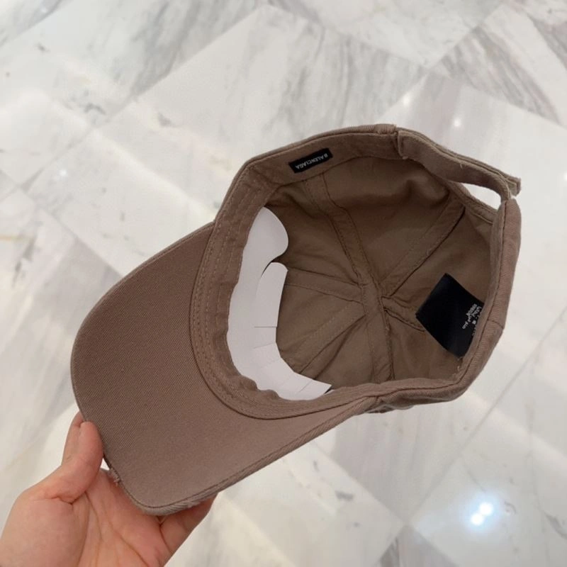 Bargain Balenciaga Caps