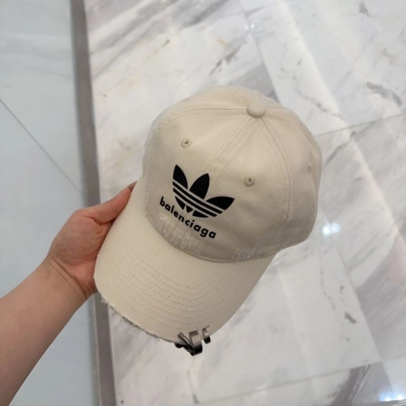 Cut-rate Balenciaga Caps