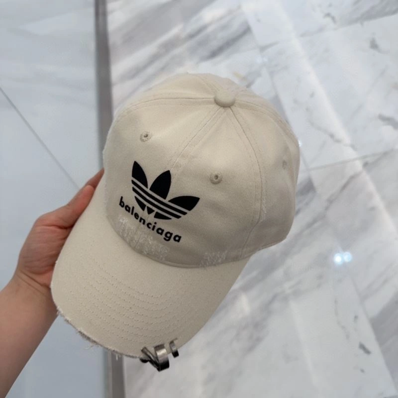 Cut-rate Balenciaga Caps