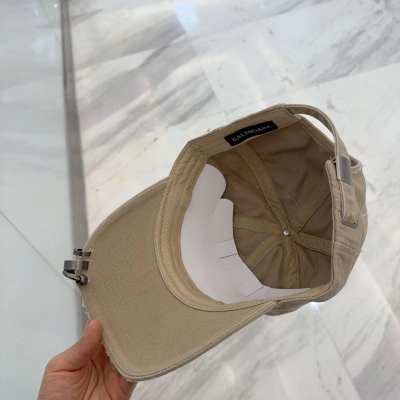 Value-priced Balenciaga Caps