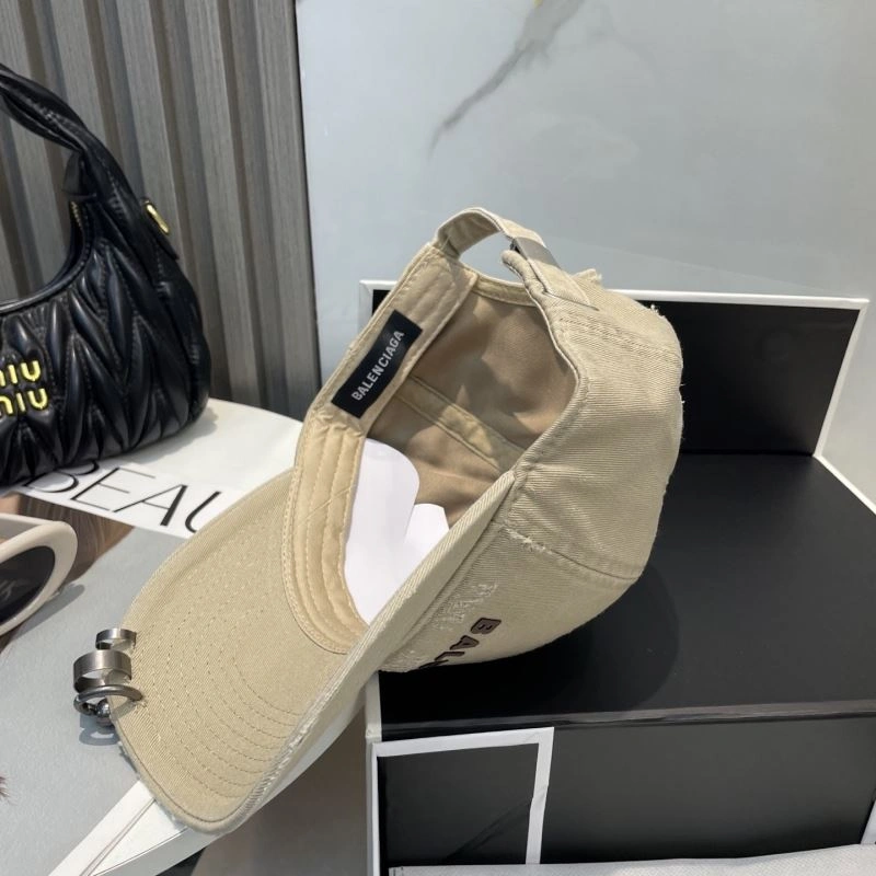 Brand-authenticated Balenciaga Caps