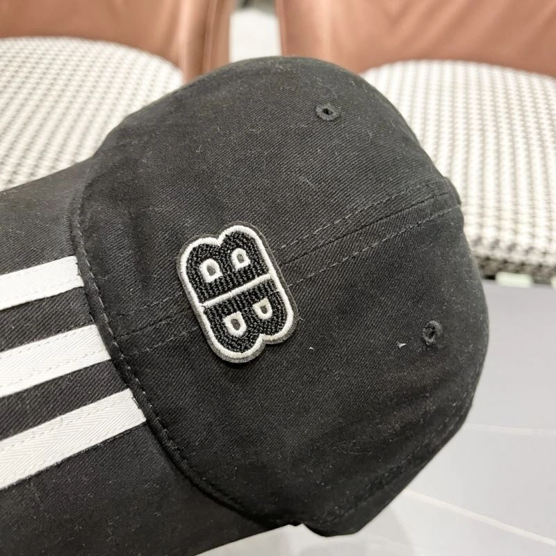 Low-cost Balenciaga Caps
